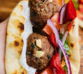 Greek Spinach and Feta Meatball Naan | Foodtalk