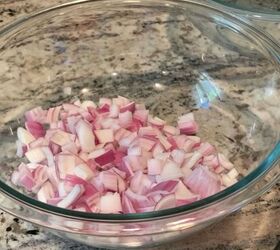 Loaded Garden Nachos With Cilantro and Spinach | Foodtalk