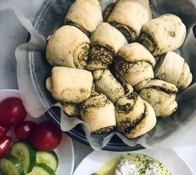 Zaatar Rolls | Foodtalk