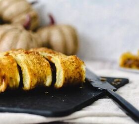 Pumpkin Strudel With Pears, Cranberries, and Pecans | Foodtalk