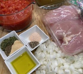 Italian Instant Pot Chicken Recipe With Tomatoes and Rice | Foodtalk