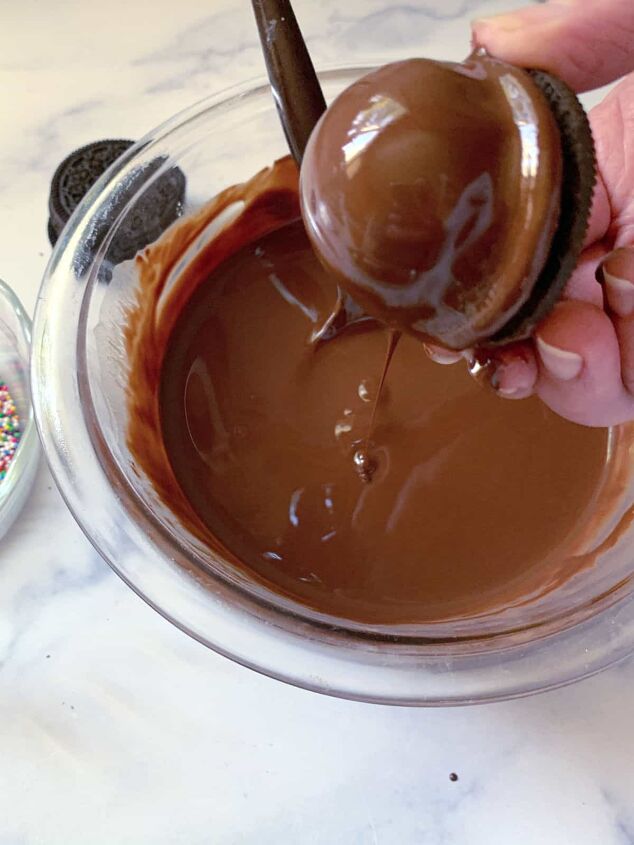 Chocolate Covered Ice Cream Bites With Oreos Foodtalk