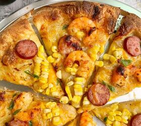Shrimp Boil Pizza | Foodtalk