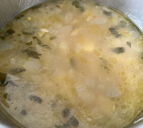 Austrian Creamy Garlic Soup (Knoblauchcremesuppe) | Foodtalk