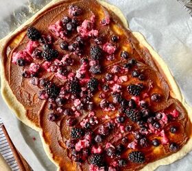 Lemon Berry Cinnamon Rolls | Foodtalk