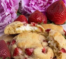 Strawberry Cheesecake Cookies | Foodtalk