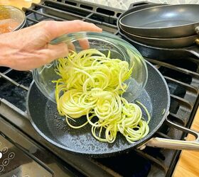 Quick and Easy Weeknight Zoodles | Foodtalk