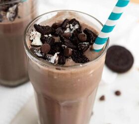 Easy Vegan Oreo Milkshake | Foodtalk