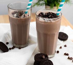 Easy Vegan Oreo Milkshake | Foodtalk