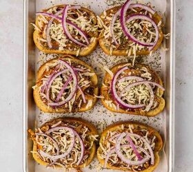 BBQ Chicken Garlic Toast | Foodtalk