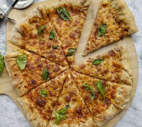 15-minute Pizza: Fast, Cheesy, and Delicious | Foodtalk