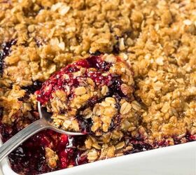 Blackberry Crisp Recipe | Easy Old-Fashioned Blackberry Crisp | Foodtalk