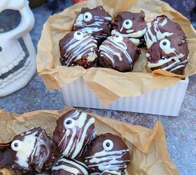 One-Eyed Toffee Crisp Monster Halloween Treats | Foodtalk