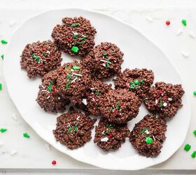 Easy 5-Ingredient Biscoff Chocolate Quinoa Clusters (No Bake Christmas | Foodtalk