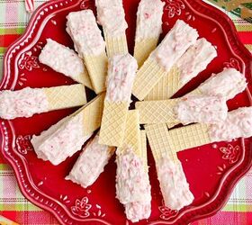 Candy Cane Dipped Sugar Wafers | Foodtalk