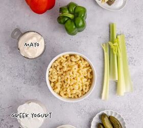 Old Fashioned Macaroni Salad (Creamy and Crunchy) | Foodtalk